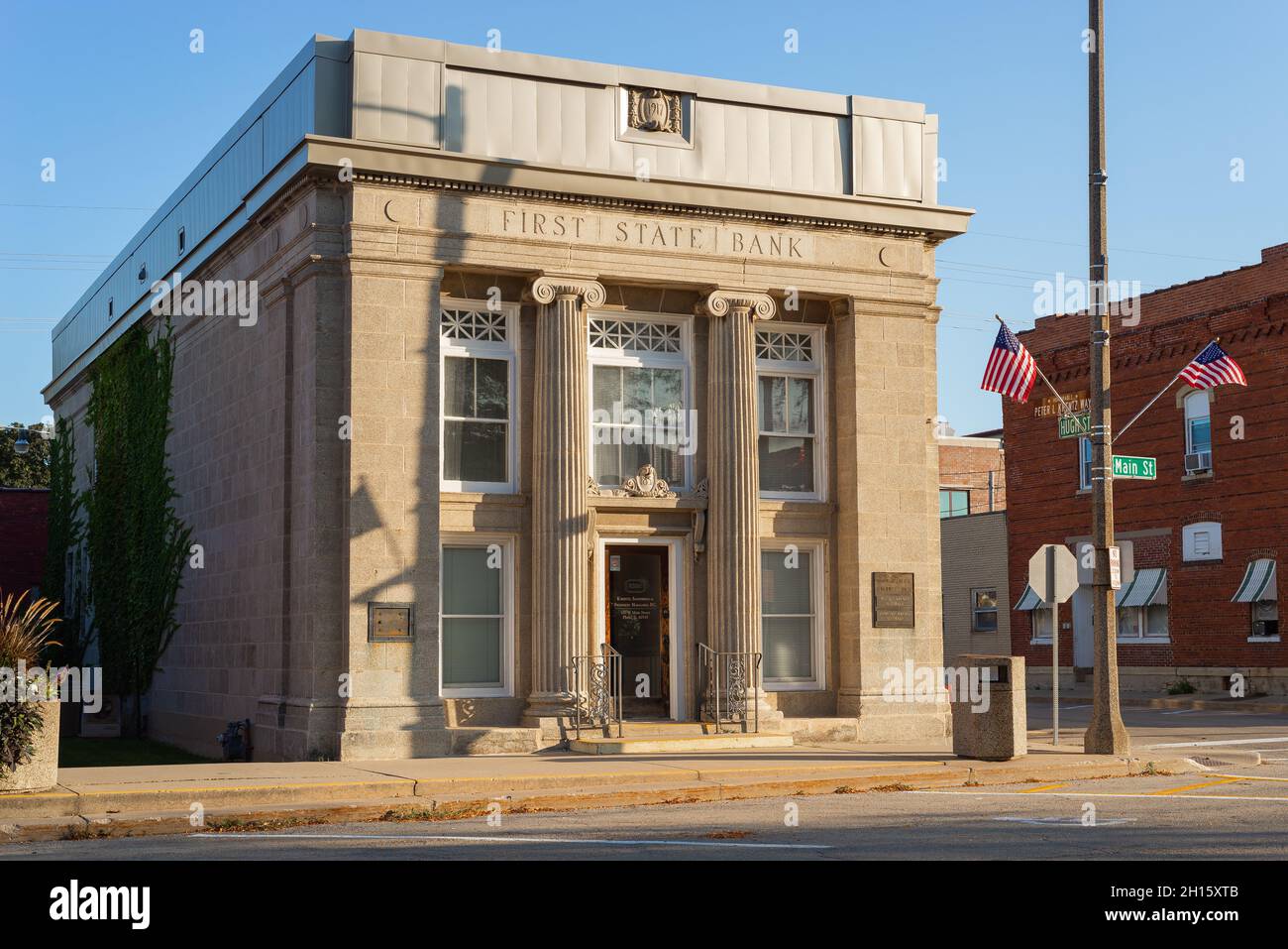 Plano, Illinois - United States - September 18th, 2021: Old bank in ...