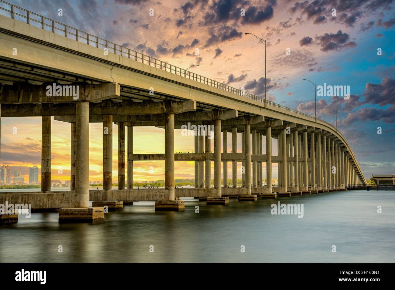 Rickenbacker Causeway Miami FL Key Biscayne Stock Photo - Alamy