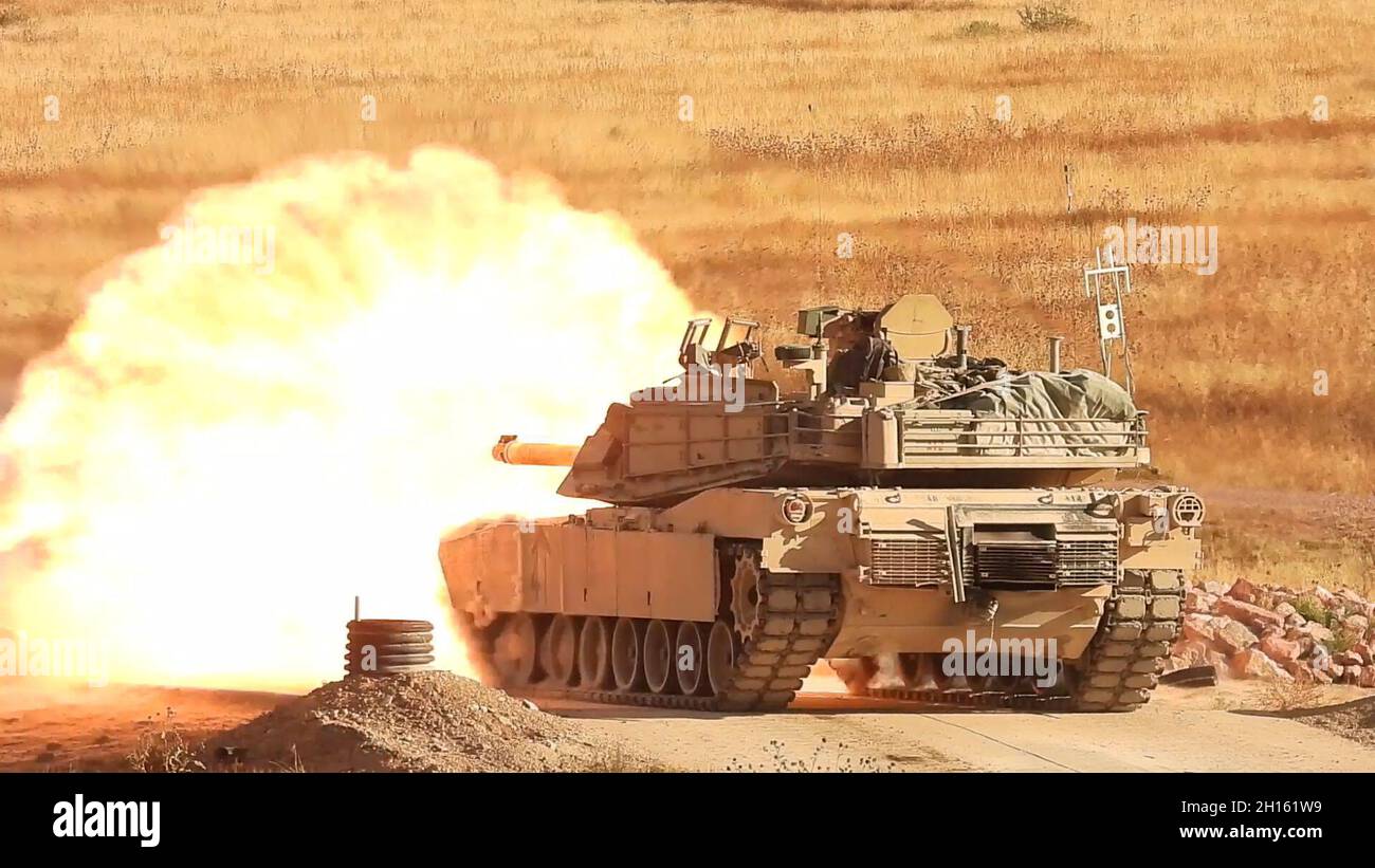 Tank crews assigned to 1st Battalion 68th Armor Regiment, 3rd Armored ...