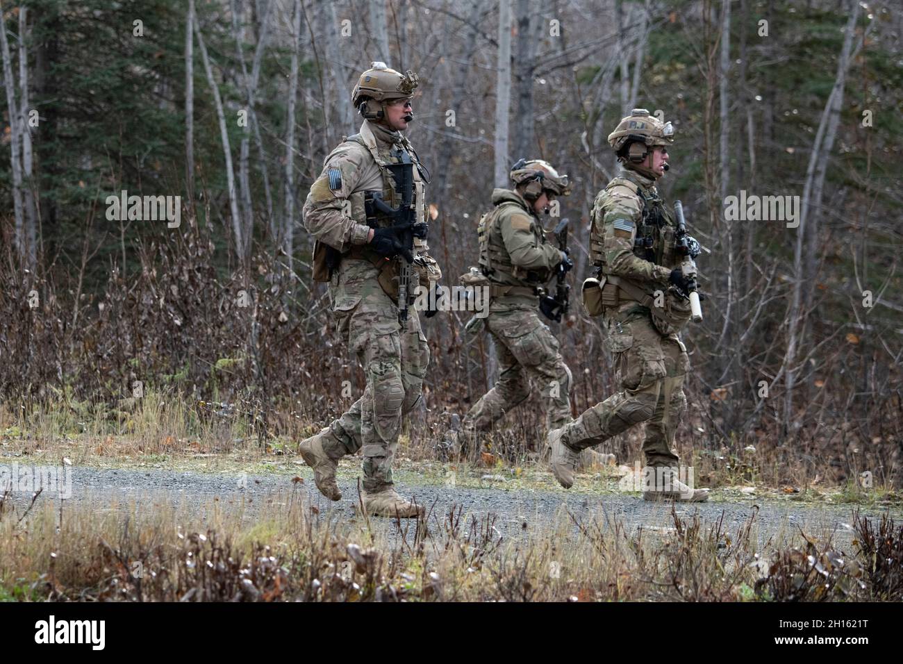 Alaska Air National Guardsmen assigned to the 212th Rescue Squadron ...