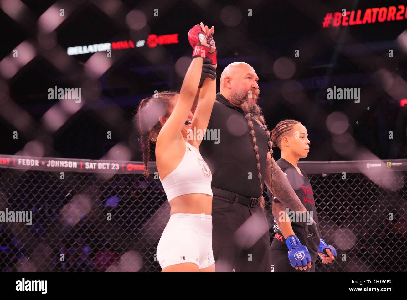 Louis henderson hi-res stock photography and images - Alamy