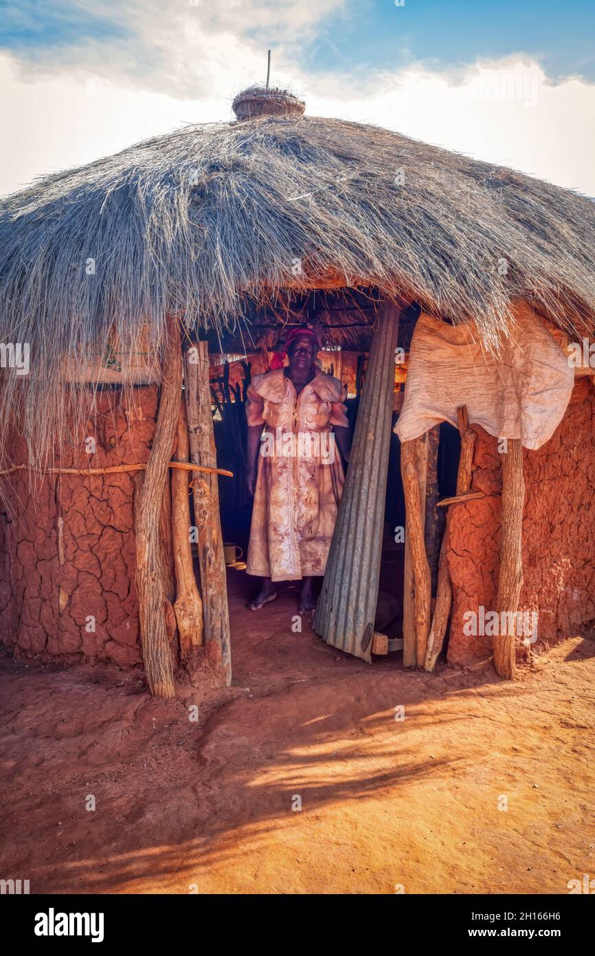 Favela citizen hi-res stock photography and images - Alamy