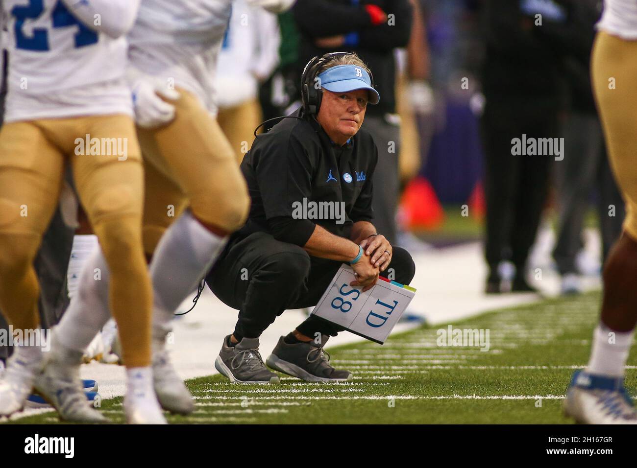 Seattle, WA, USA. 16th Oct, 2021. UCLA Bruins head coach Chip Kelly on ...