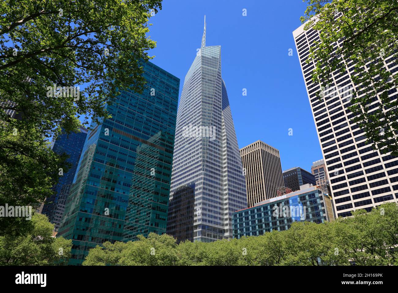 The view of Bank of America Tower aka 1 Bryant Park from Bryant Park ...