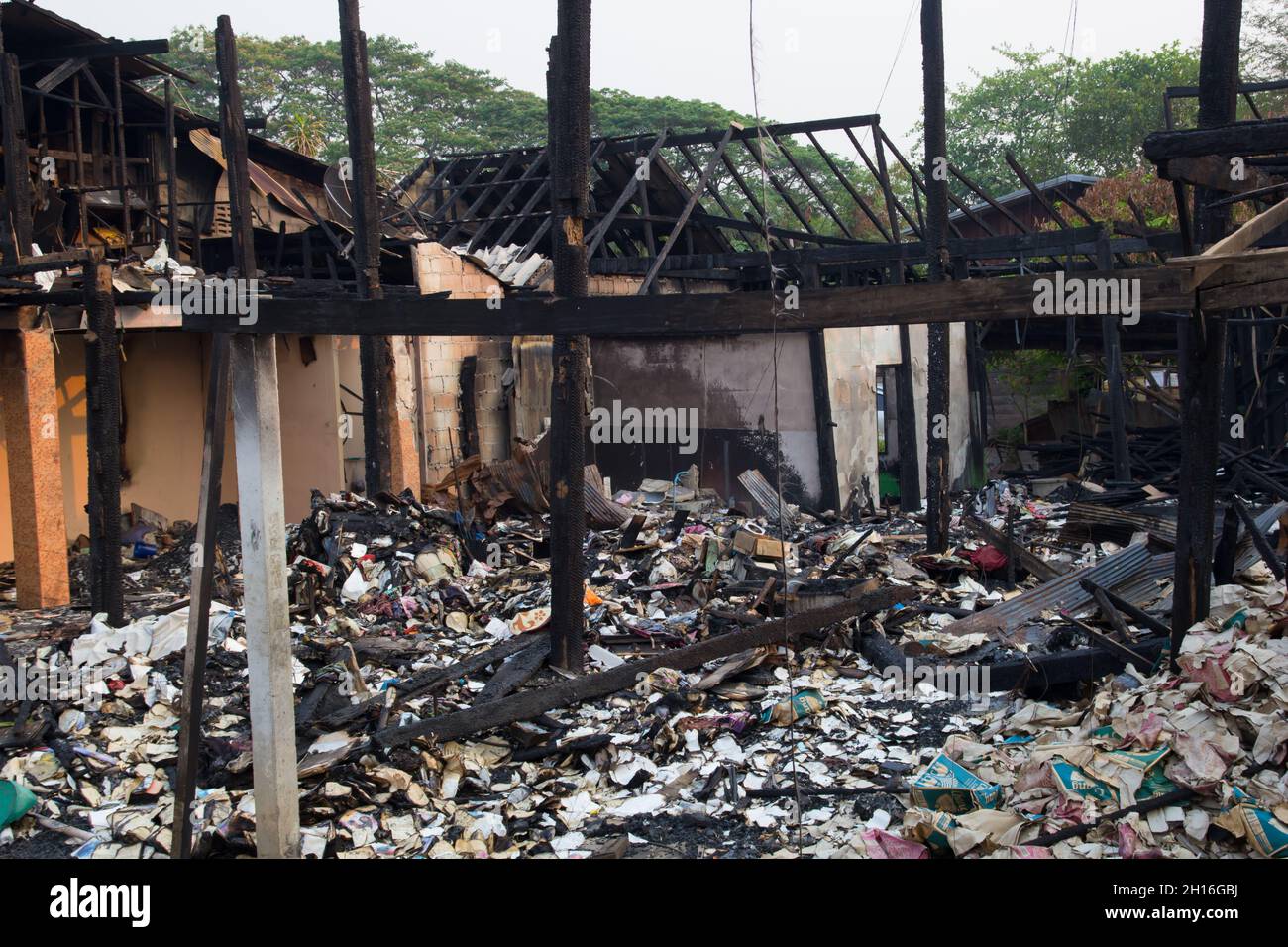 House on fire, the house was on fire Stock Photo - Alamy