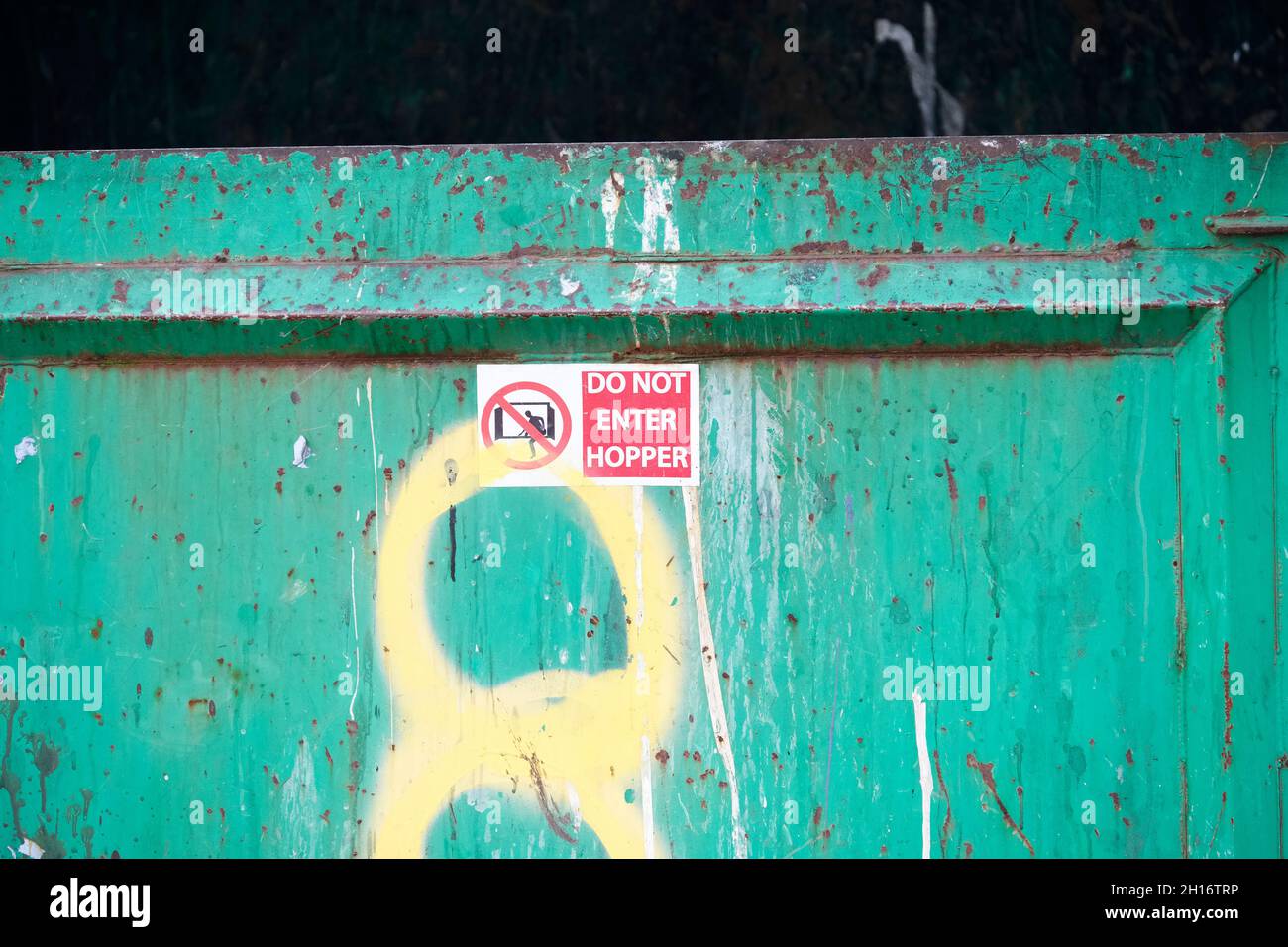 Rubbish and garbage in skip for disposal at dump site Stock Photo - Alamy