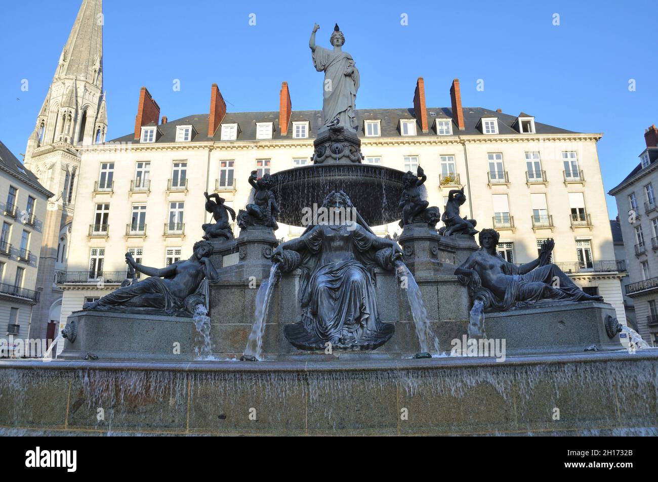 Fountain on the Place Royale in Nantes Stock Photo - Alamy