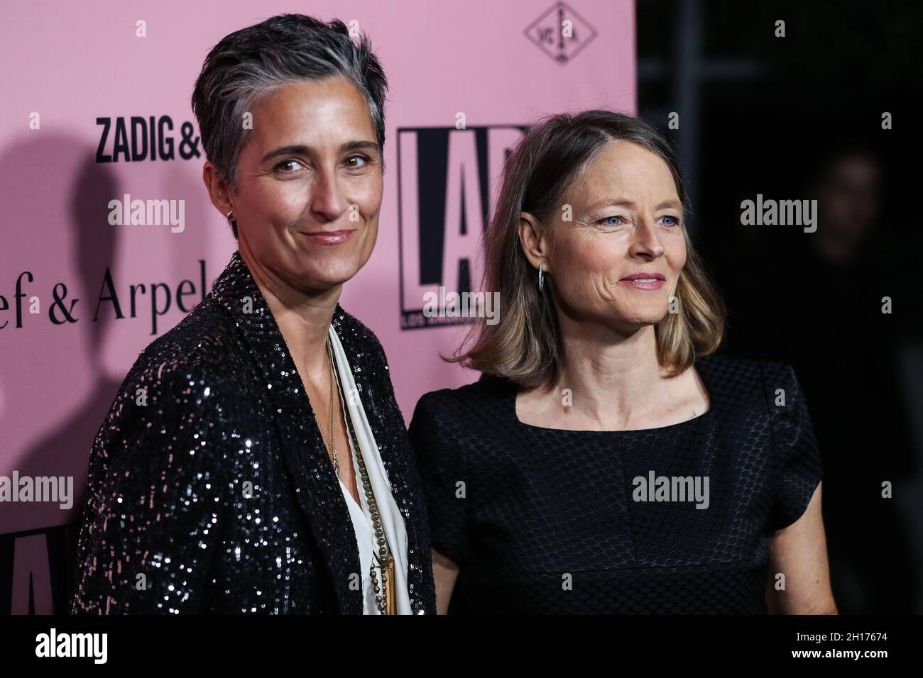 BEVERLY HILLS, LOS ANGELES, CALIFORNIA, USA - OCTOBER 16: Photographer ...