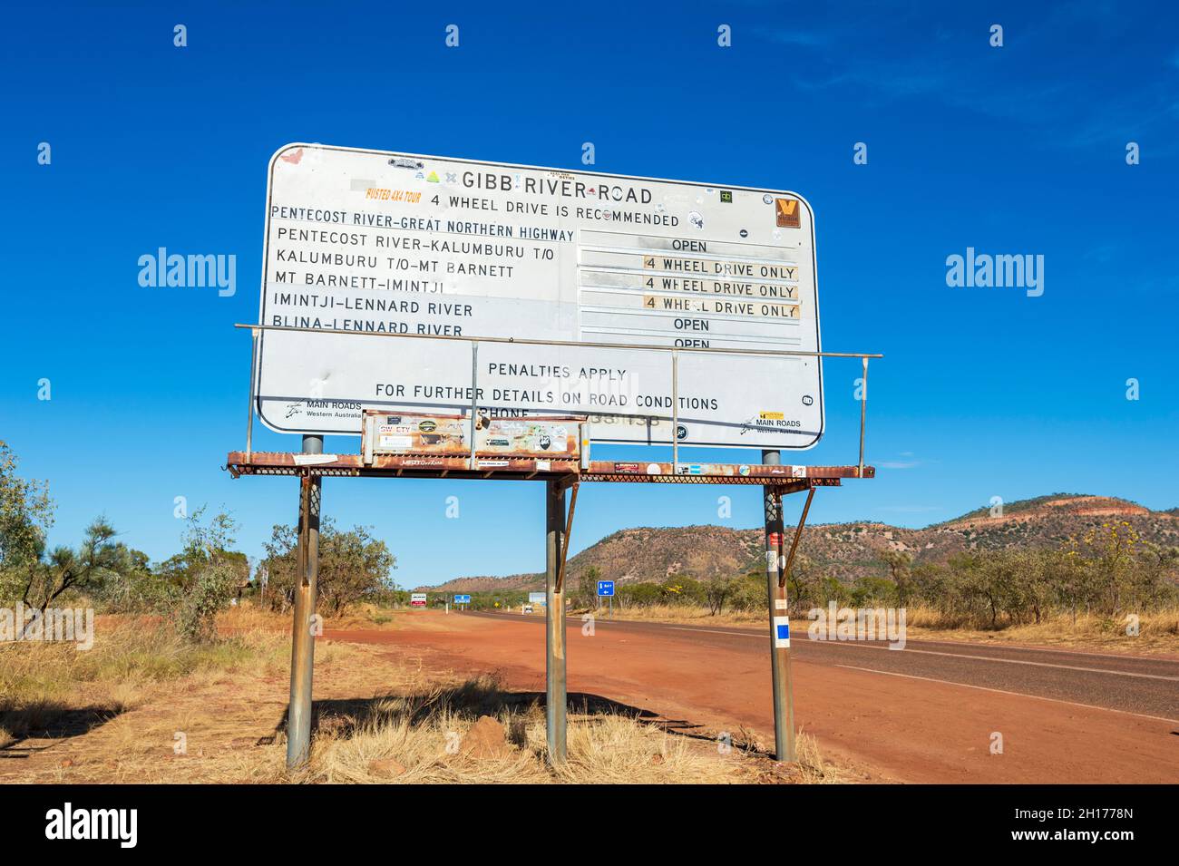 Road sign for the Gibb River Road, a popular tourist destination in the ...