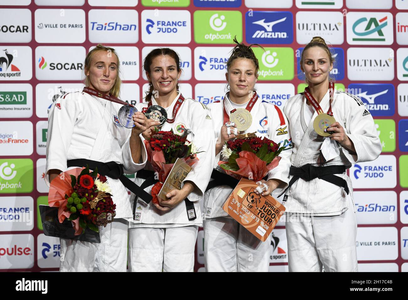 Women -63 kg, RENSHALL Lucy of Great Britain Silver medal, Barbara TIMO ...