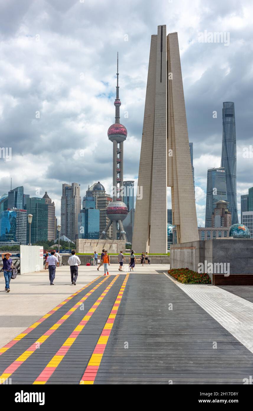Shanghai, China - September 25, 2018: The Bund promenade with the ...