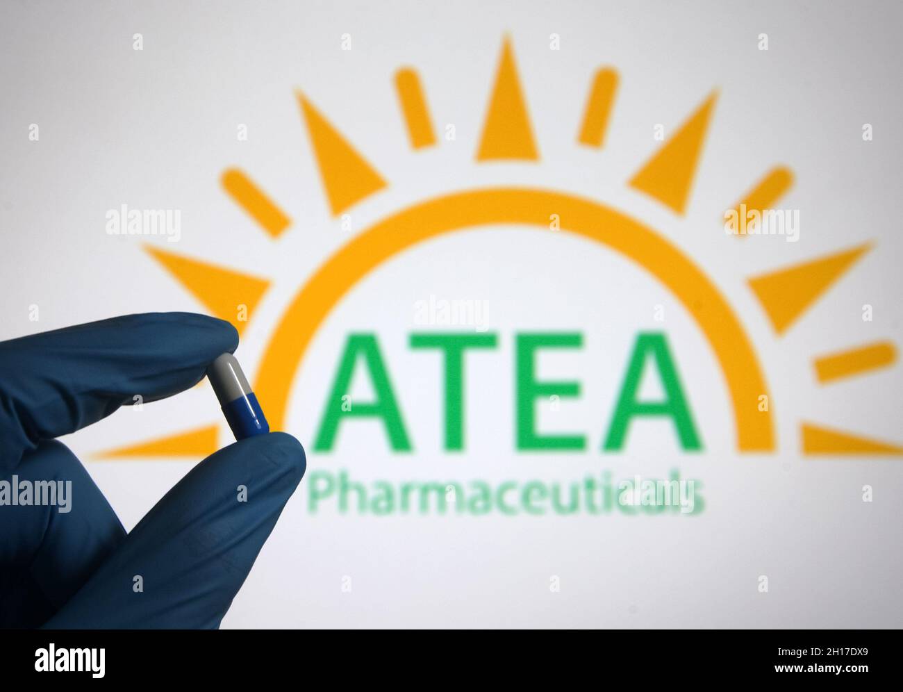 Drug company logos hi-res stock photography and images - Alamy