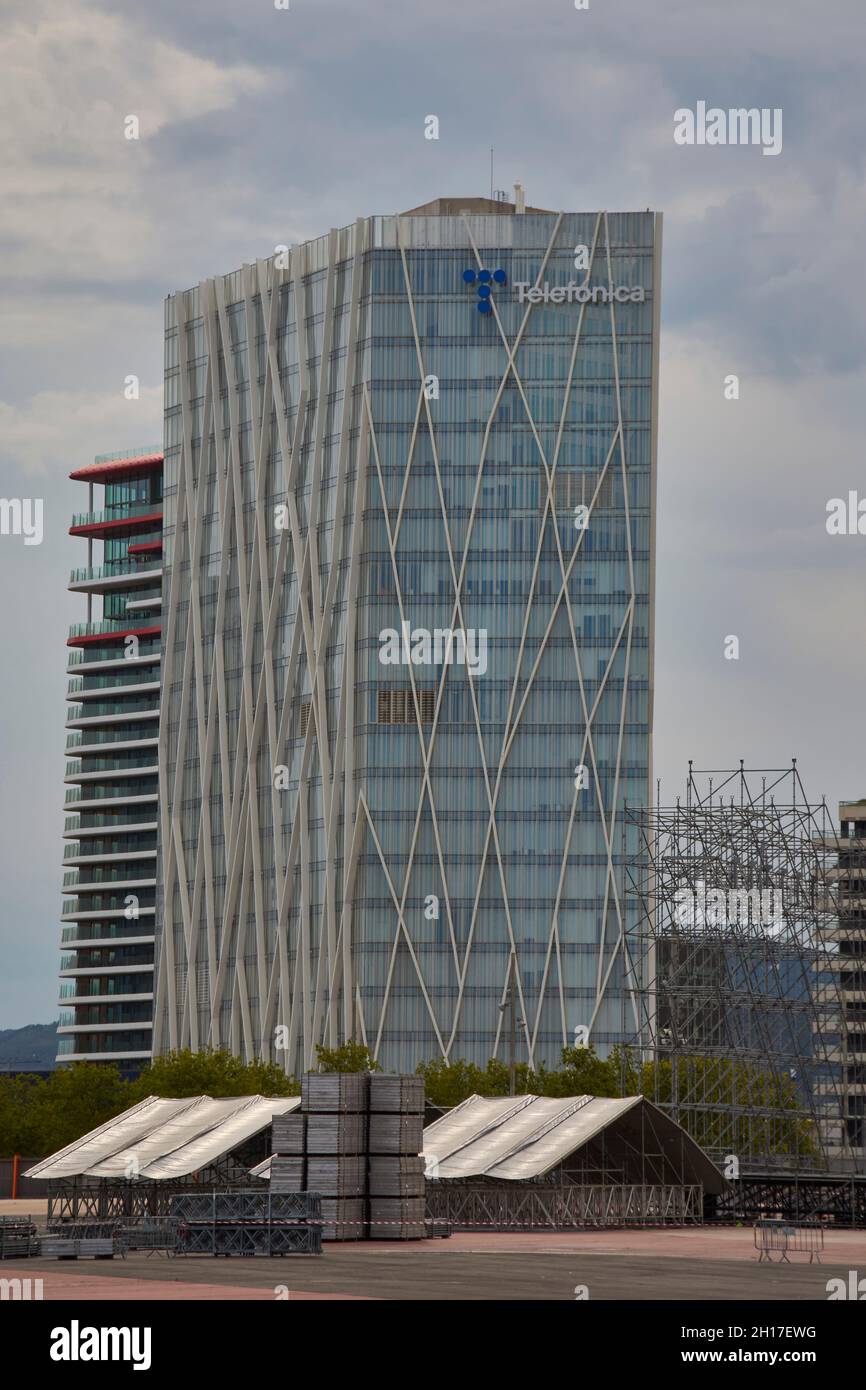 Diagonal Zero Zero tower, Telefonica Group headquarters in Barcelona ...
