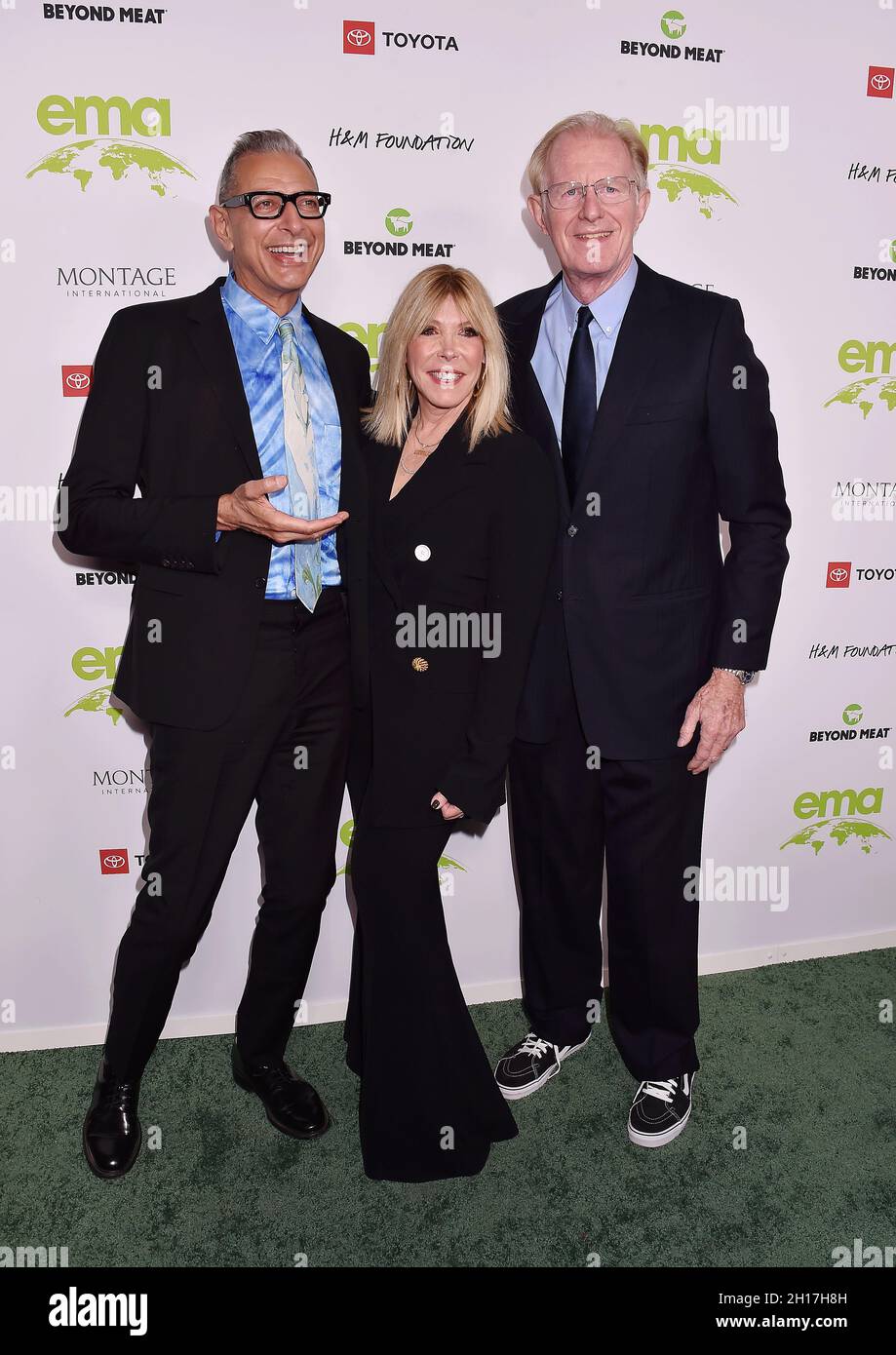 LOS ANGELES, CA - OCTOBER 16: (L-R) Jeff Goldblum, Debbie Levin and Ed ...