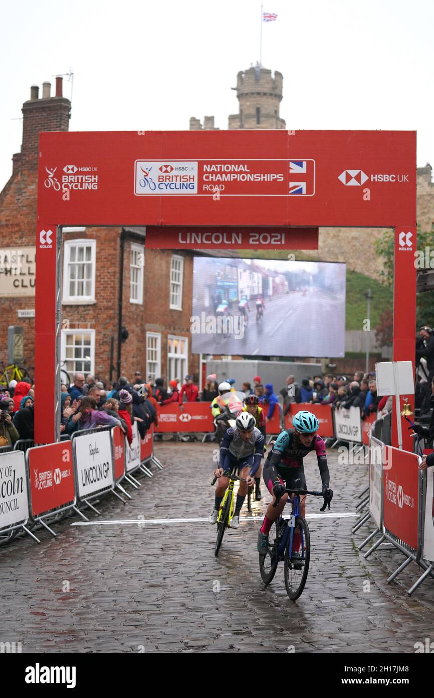 2021 daisy hi-res stock photography and images - Alamy