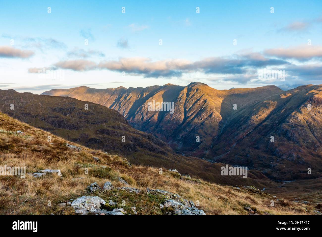 Aonach eagach scotland hi-res stock photography and images - Alamy