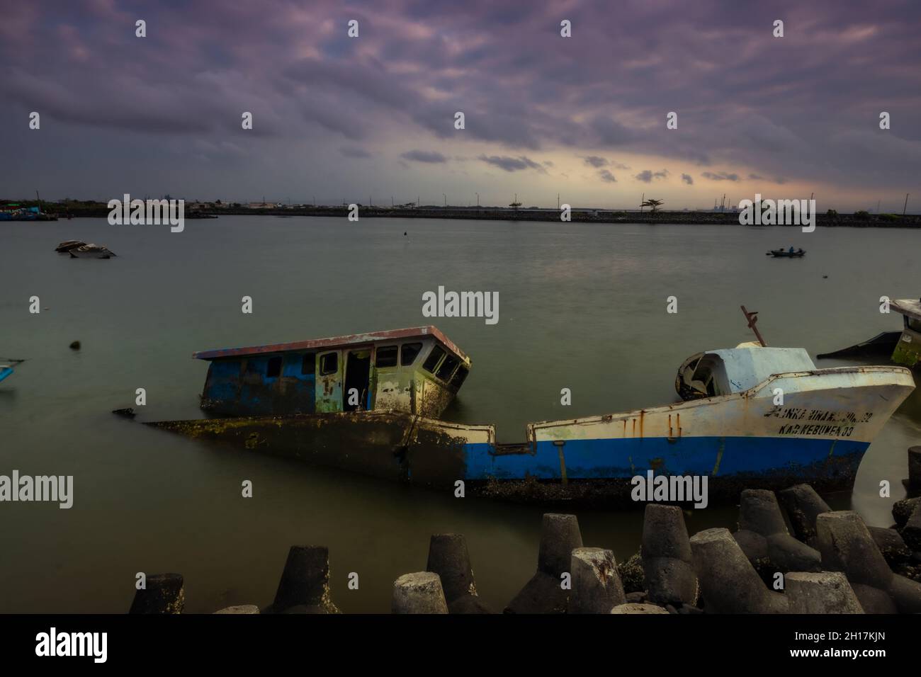 pier by the beach in the morning with a wide ocean view Stock Photo - Alamy