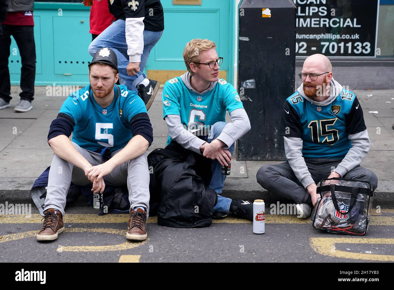 Miami dolphin fans hi-res stock photography and images - Alamy