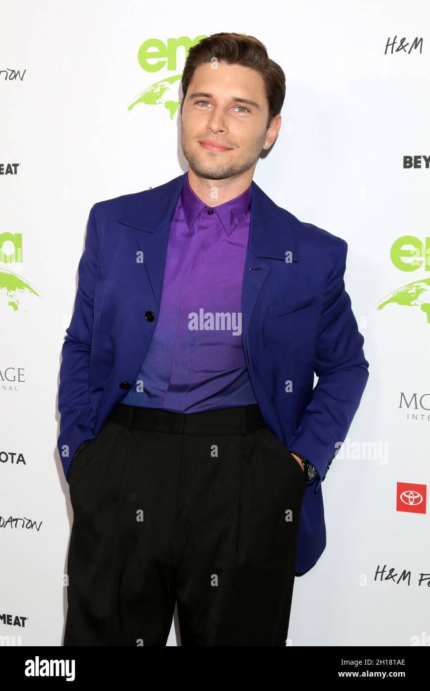 LOS ANGELES - OCT 16: Ronen Rubenstein at the Environmental Media ...