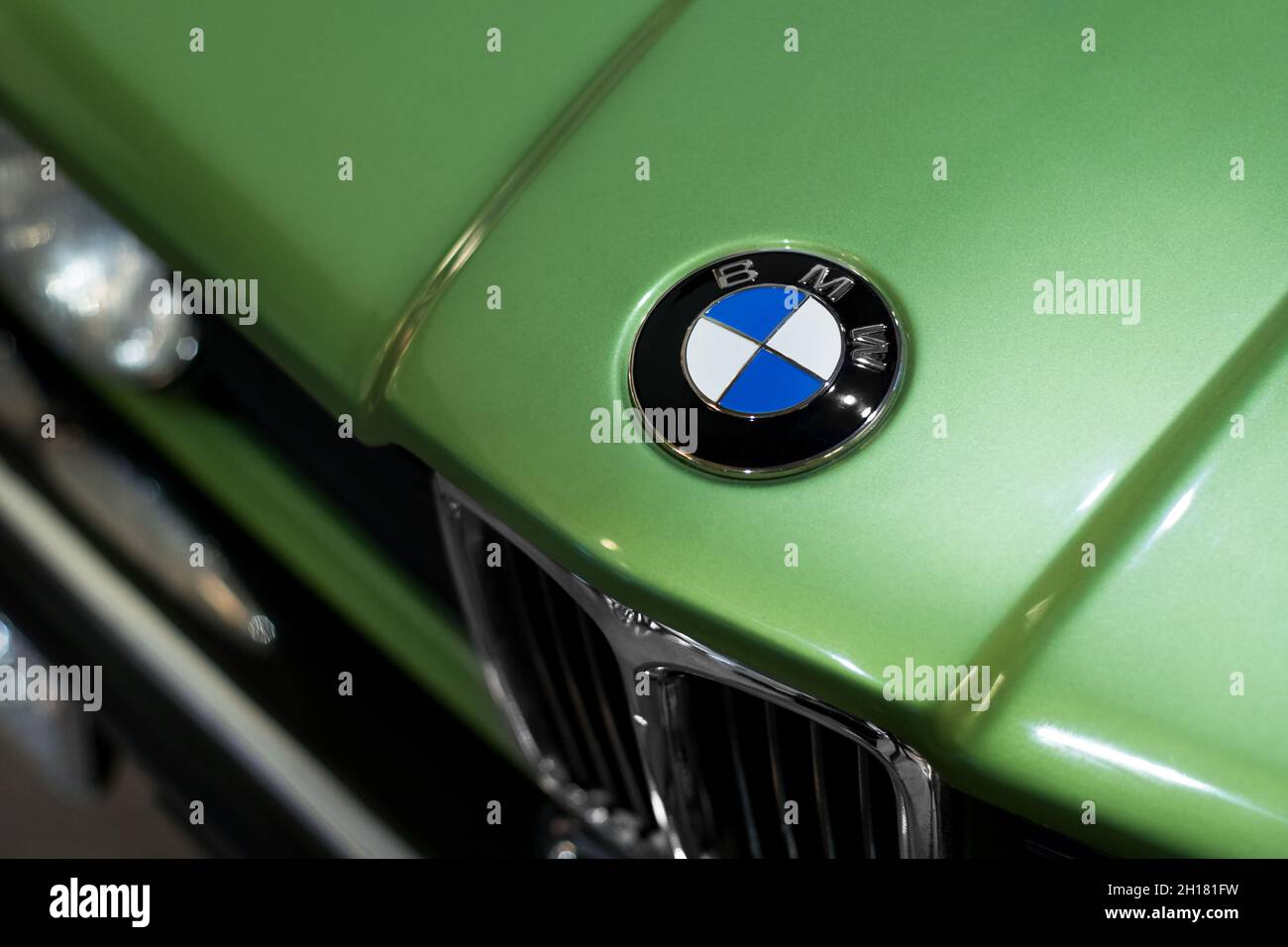 1983 logo hi-res stock photography and images - Alamy