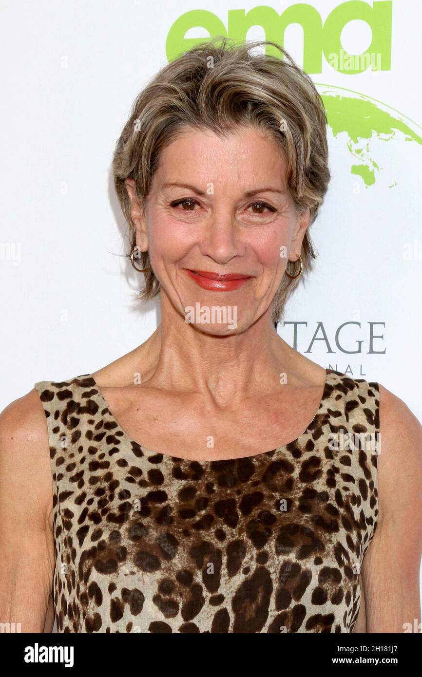 LOS ANGELES - OCT 16: Wendie Malick at the Environmental Media ...