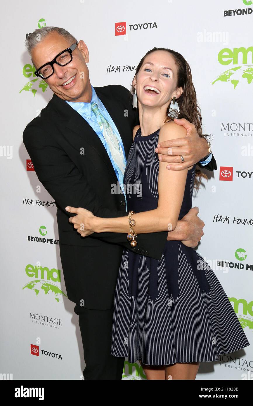 LOS ANGELES - OCT 16: Jeff Goldblum, Emilie Livingston Goldblum at the ...