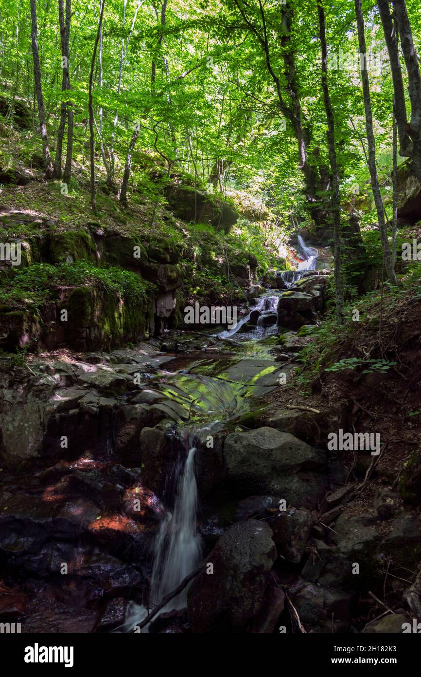 Waterfall moment hi-res stock photography and images - Alamy