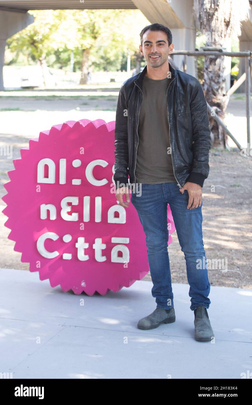 Primo Reggiani attends photocall of the movie "Takeaway" during 16th ...