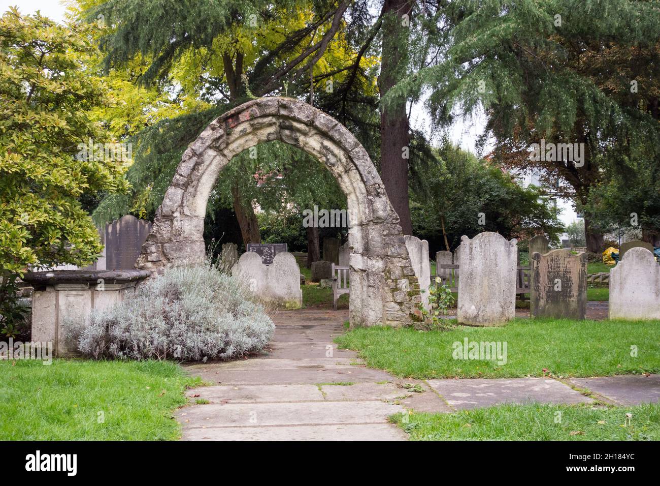 Ancient stone arch of St Mary the Virgin parish church, Mortlake ...