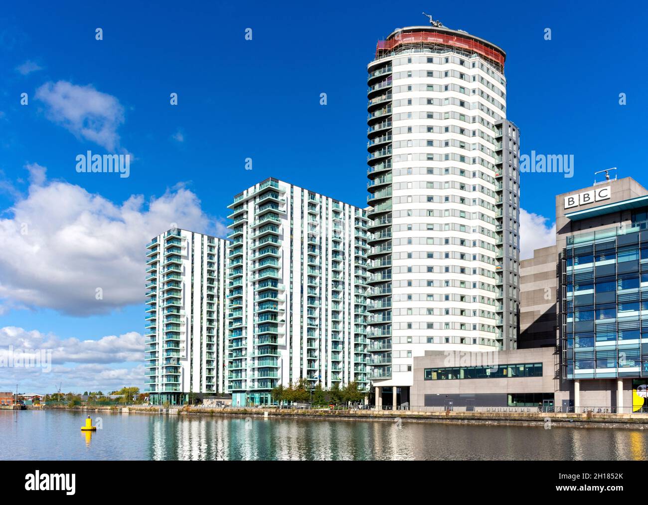 The Lightbox and The Heart apartment blocks, MediaCityUK, Salford Quays ...