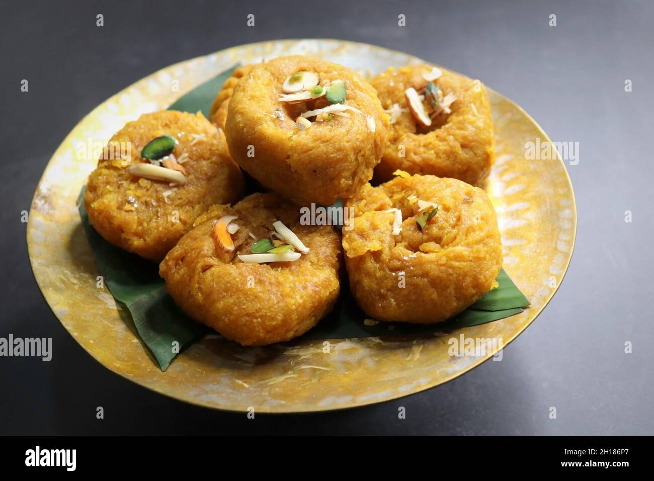Indian mishti mithai sweet sweets hi-res stock photography and images ...