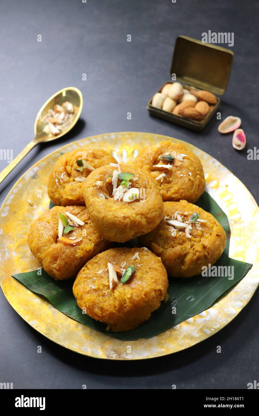 Indian mishti mithai sweet sweets hi-res stock photography and images ...