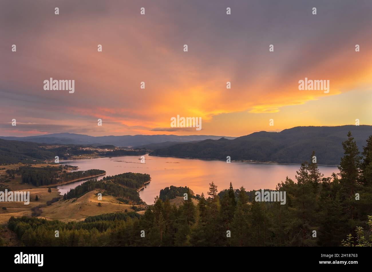 Dospat bulgaria hi-res stock photography and images - Alamy