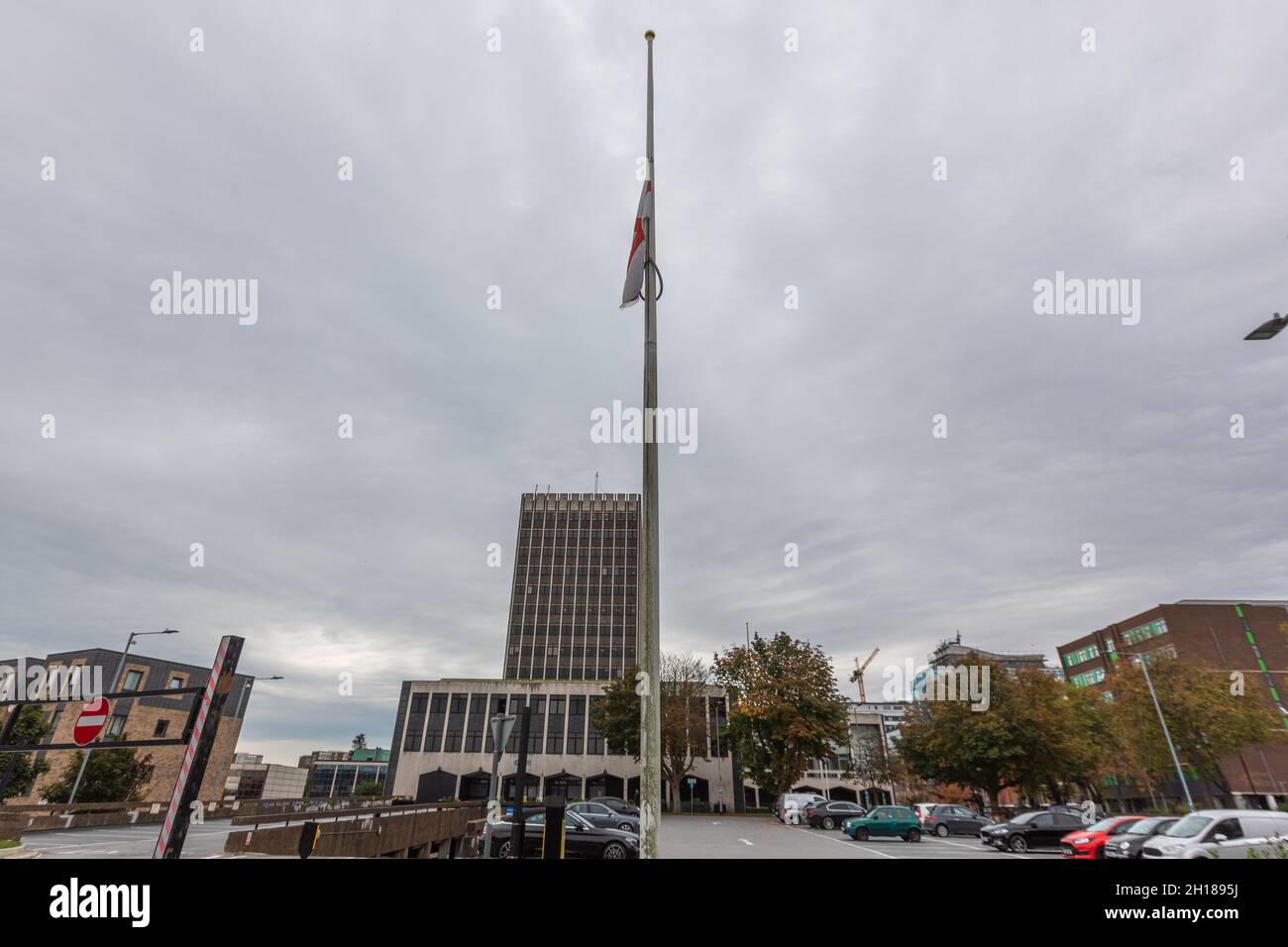 Southend on Sea, UK. 17th Oct, 2021. Flag at half-mast outside the ...