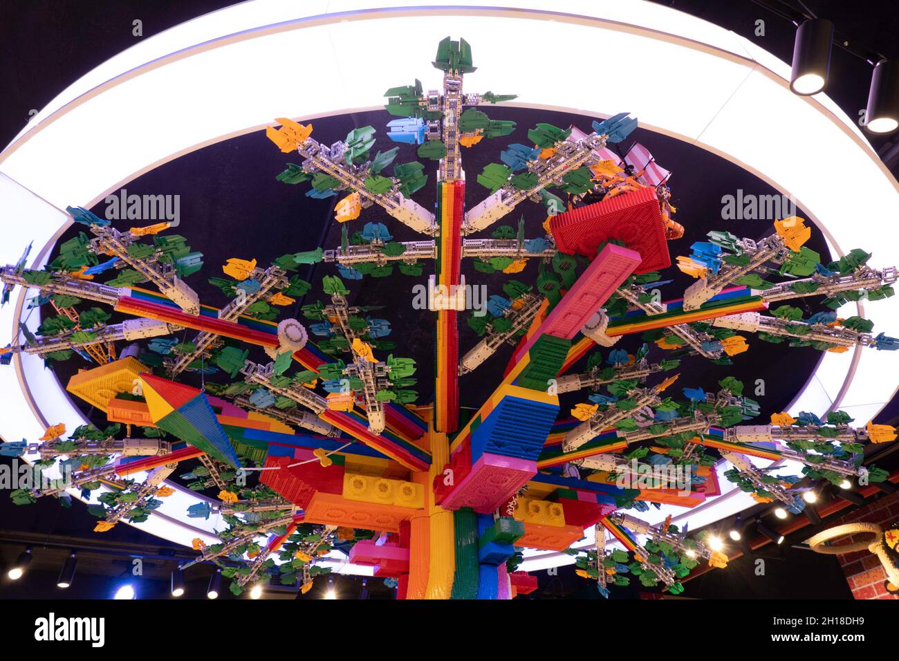 LEGO Toy Store, Rockefeller center, 2021, NYC, USA Stock Photo - Alamy