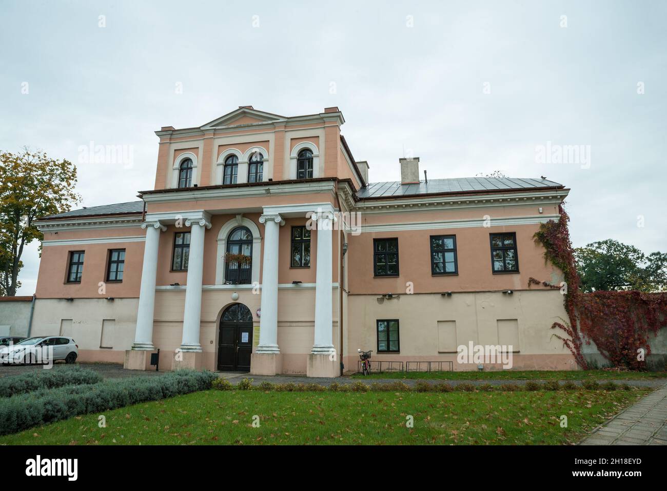 Ruszkowski palace hi-res stock photography and images - Alamy