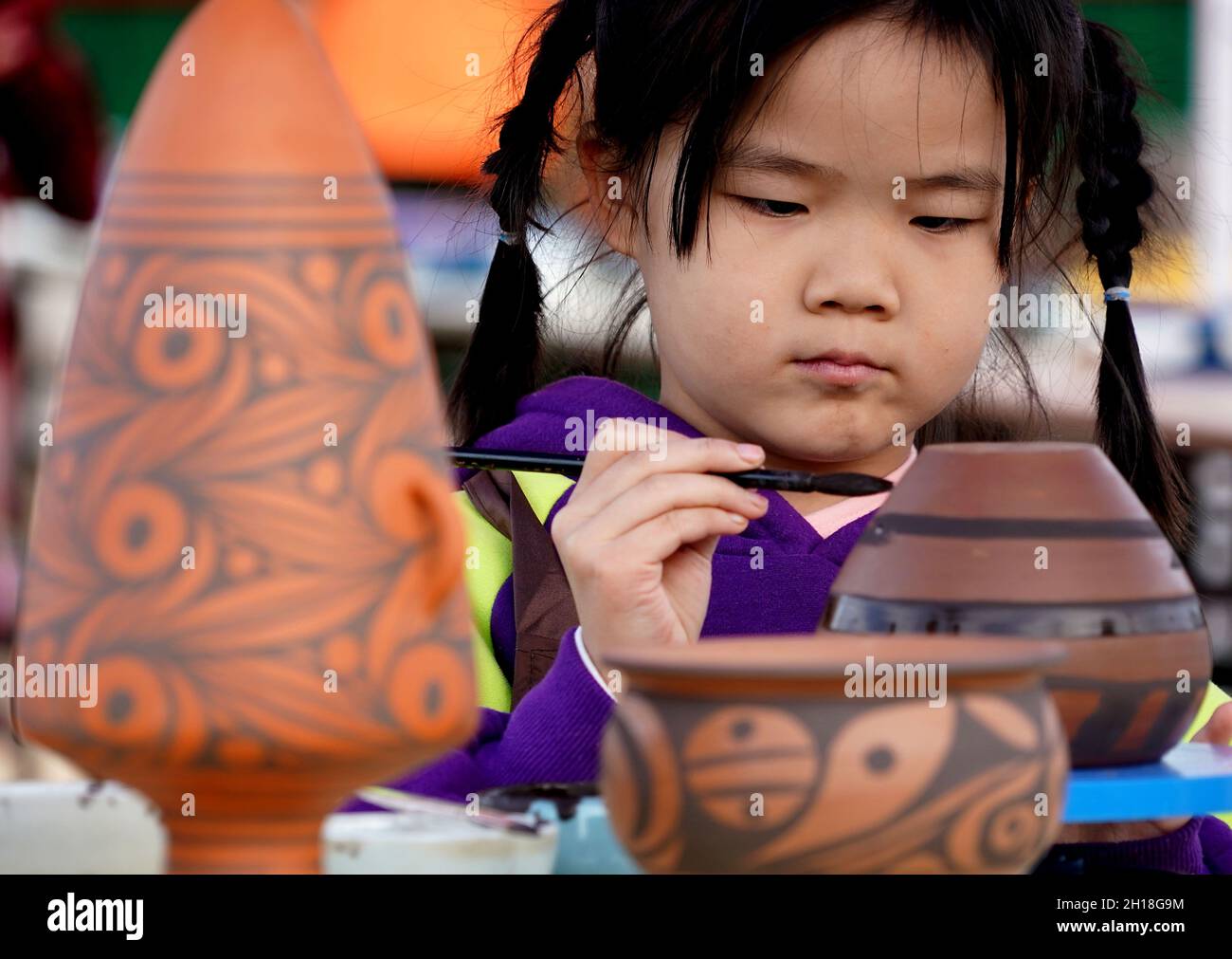 Chinese birth practices hi-res stock photography and images - Alamy