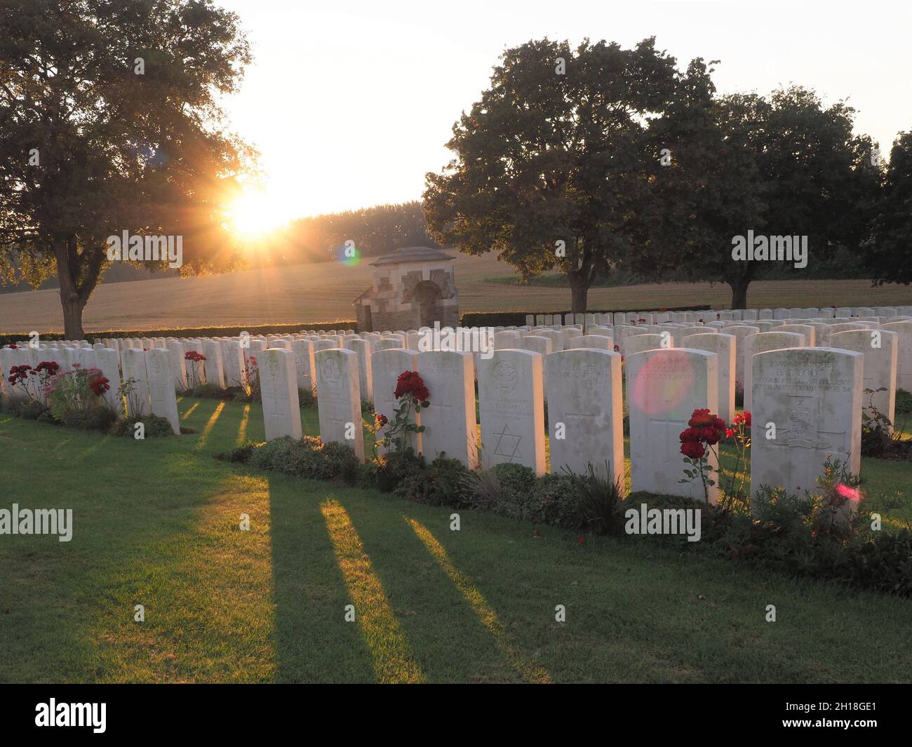 Gordon Dump CWGC Cemetery near La Boisselle France Stock Photo - Alamy