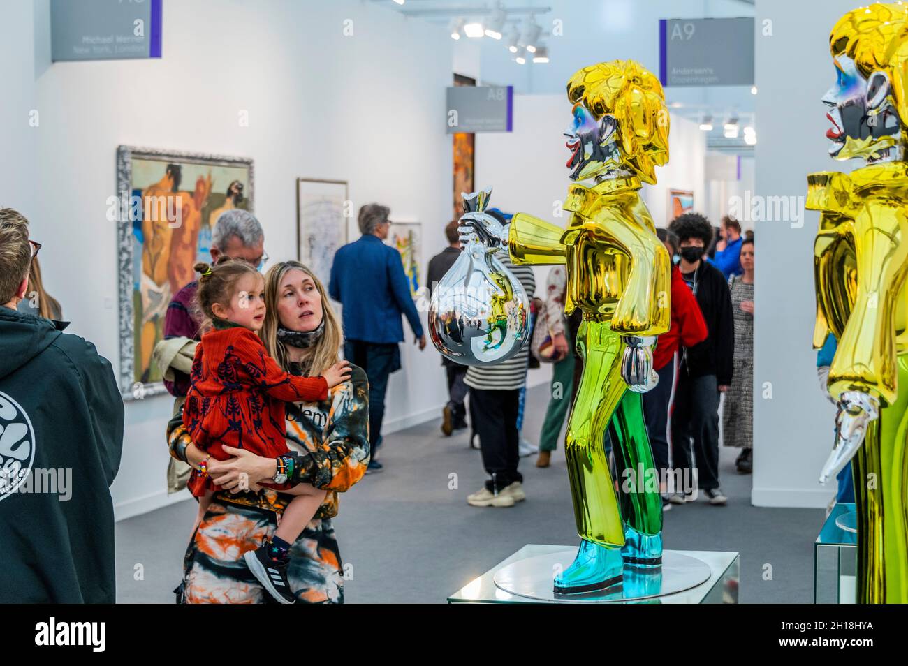 London, UK. 17th Oct, 2021. Esben Weile Kjaer, Fuck Dolls (floating ...