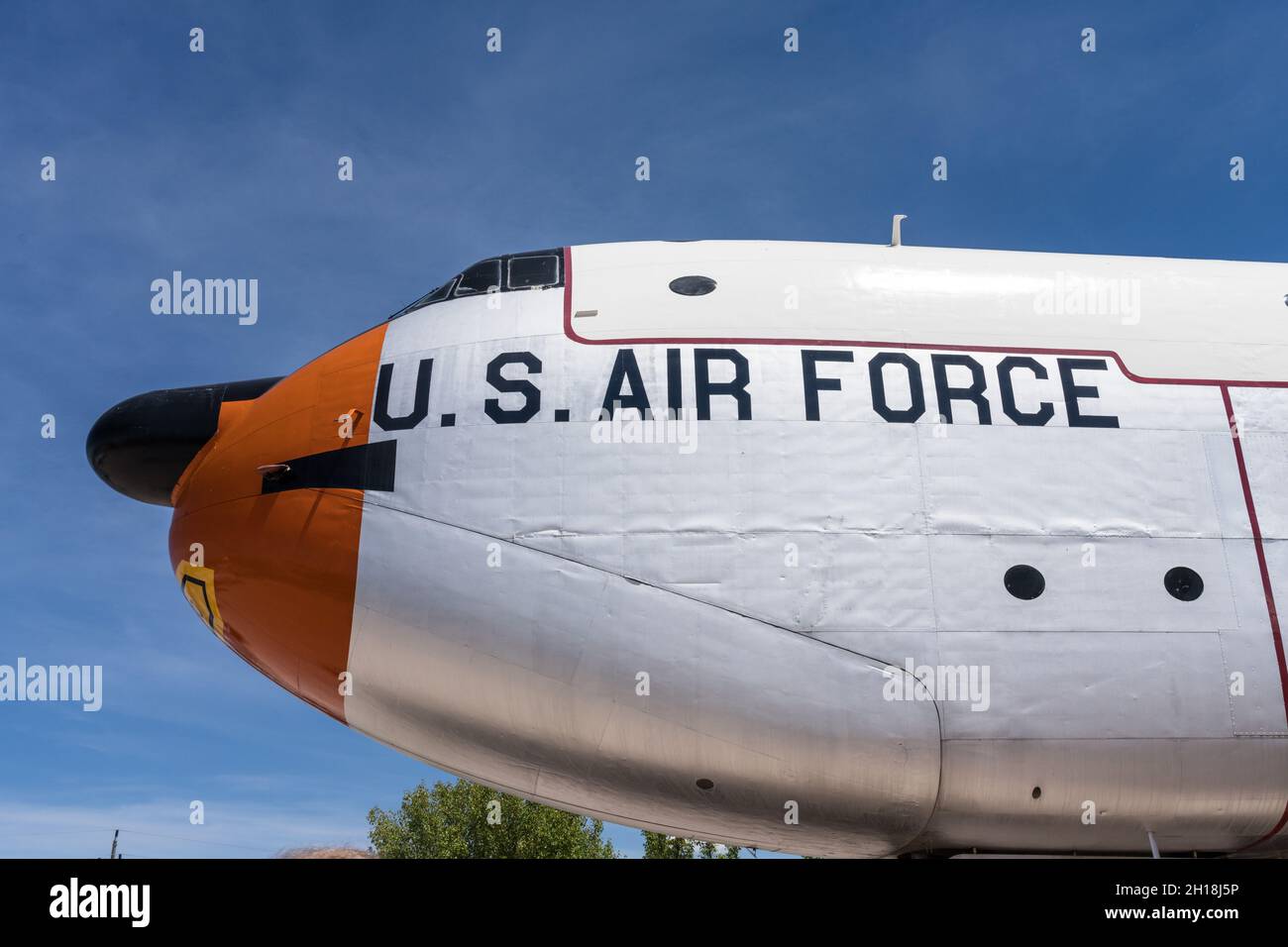 The Douglas C-124 Globemaster II was the primary heavy-lift transport ...