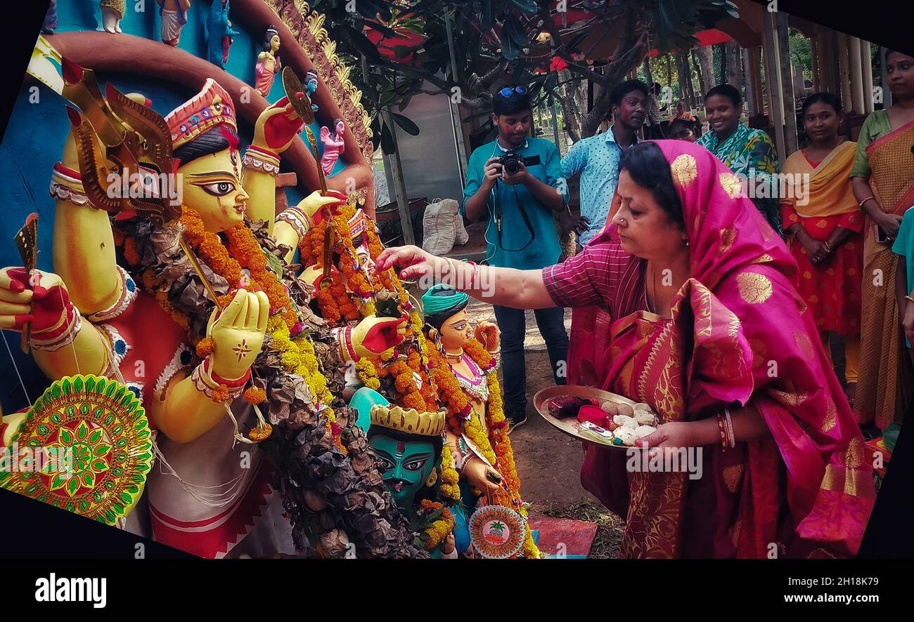 KOLKATA, WEST BENGAL, INDIA - 15 OCTOBER 2021:Subho Bijoya. The last ...