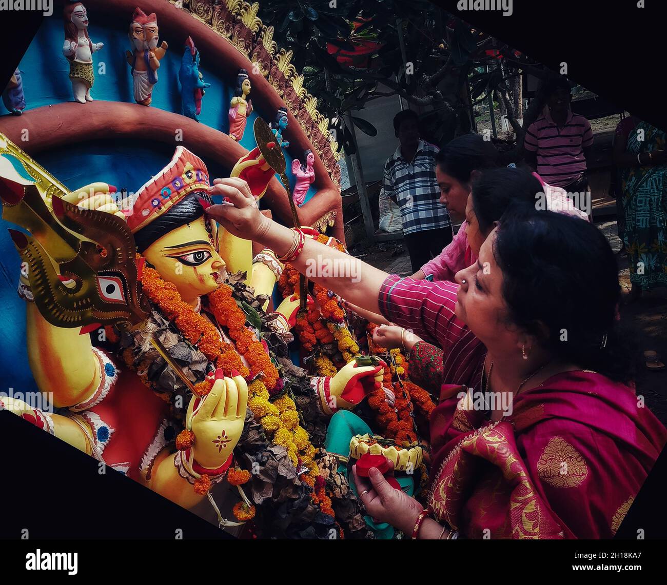 Durga face mask hi-res stock photography and images - Alamy