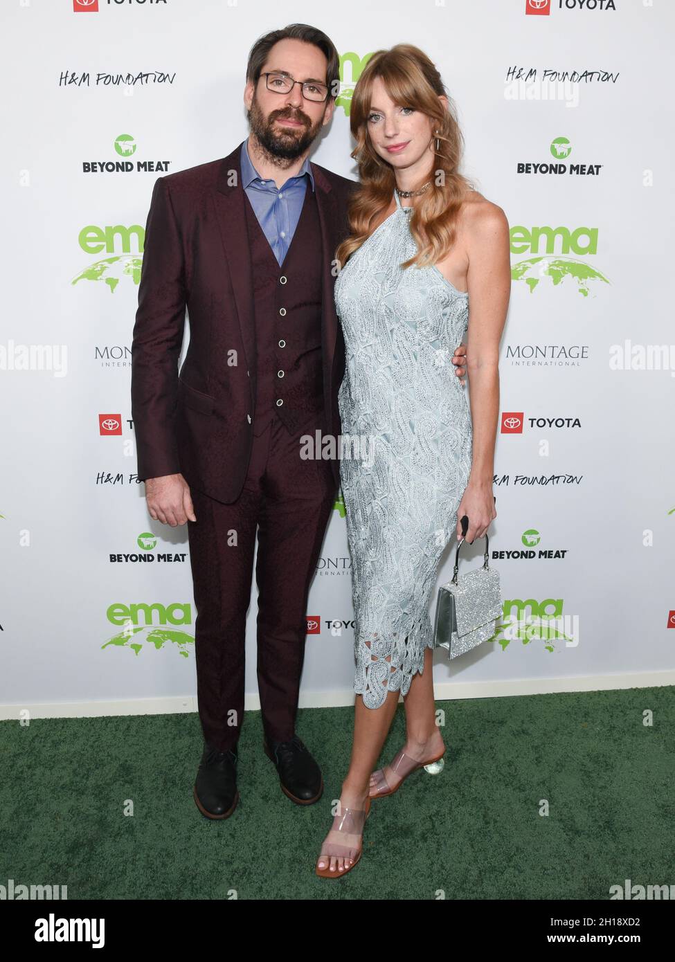 Los Angeles, California, USA. 16th Oct, 2021. Martin Starr and Kate ...