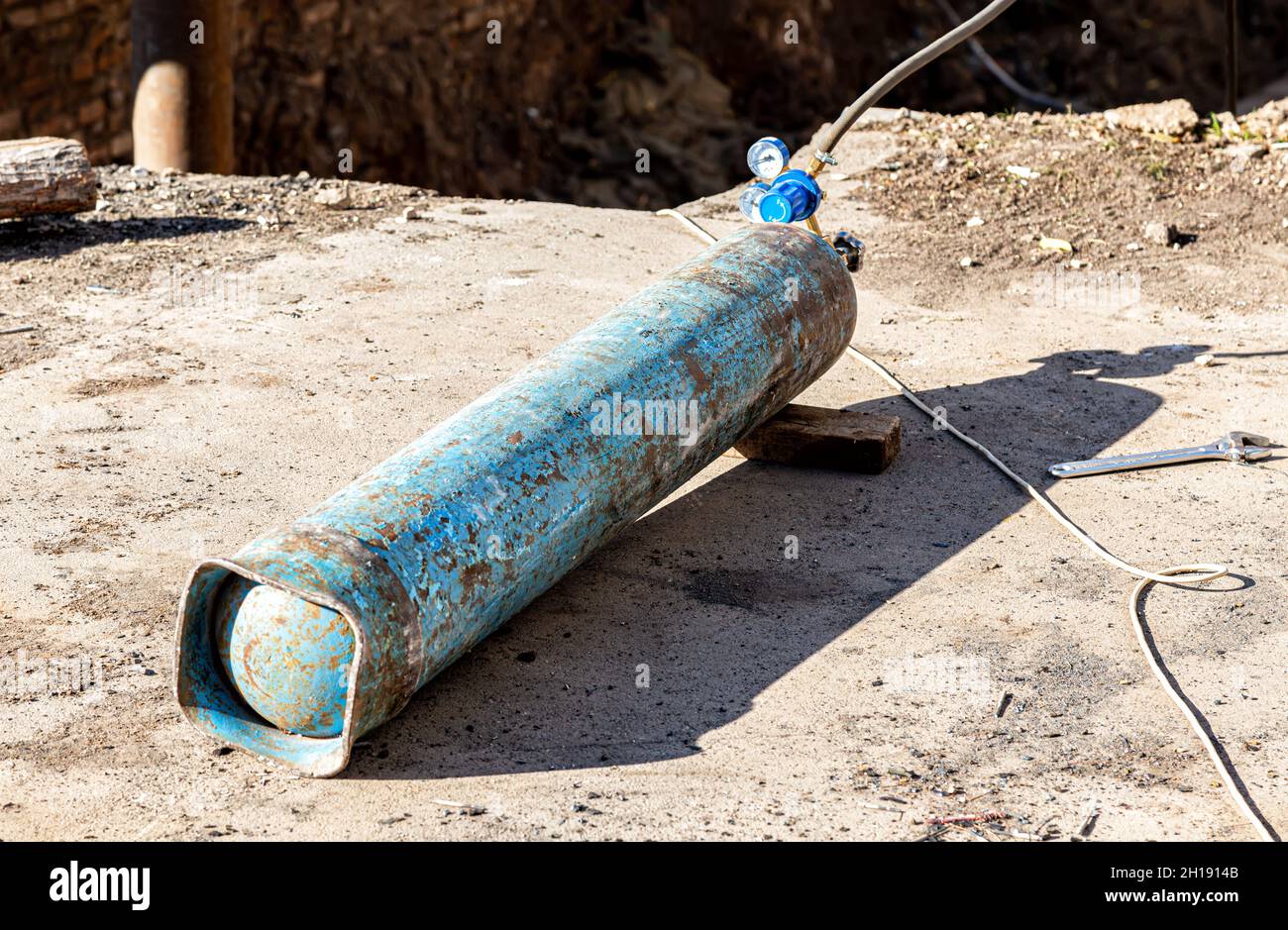 Blue oxygen cylinder with pressure sensors on the gearbox. Equipment ...