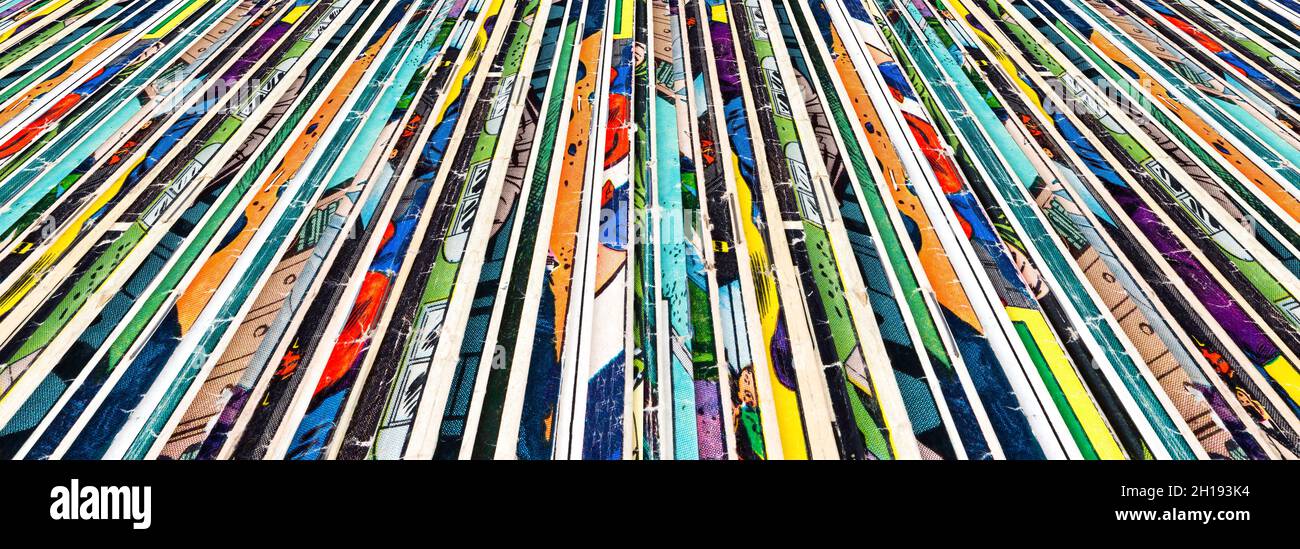 Old comic book cover texture hi-res stock photography and images - Alamy