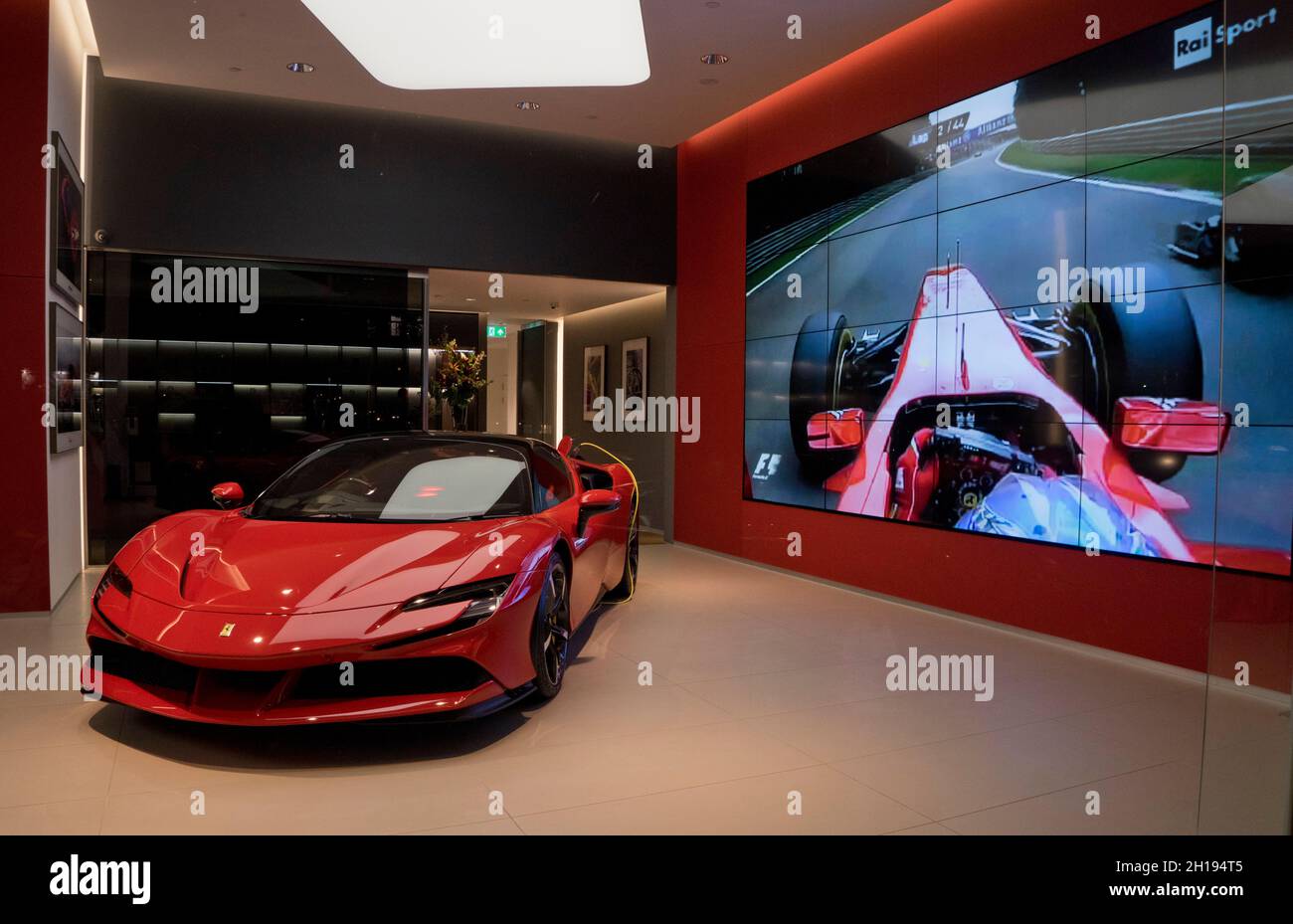 Ferrari luxury cars showroom in Mayfair,London,England,UK Stock Photo ...