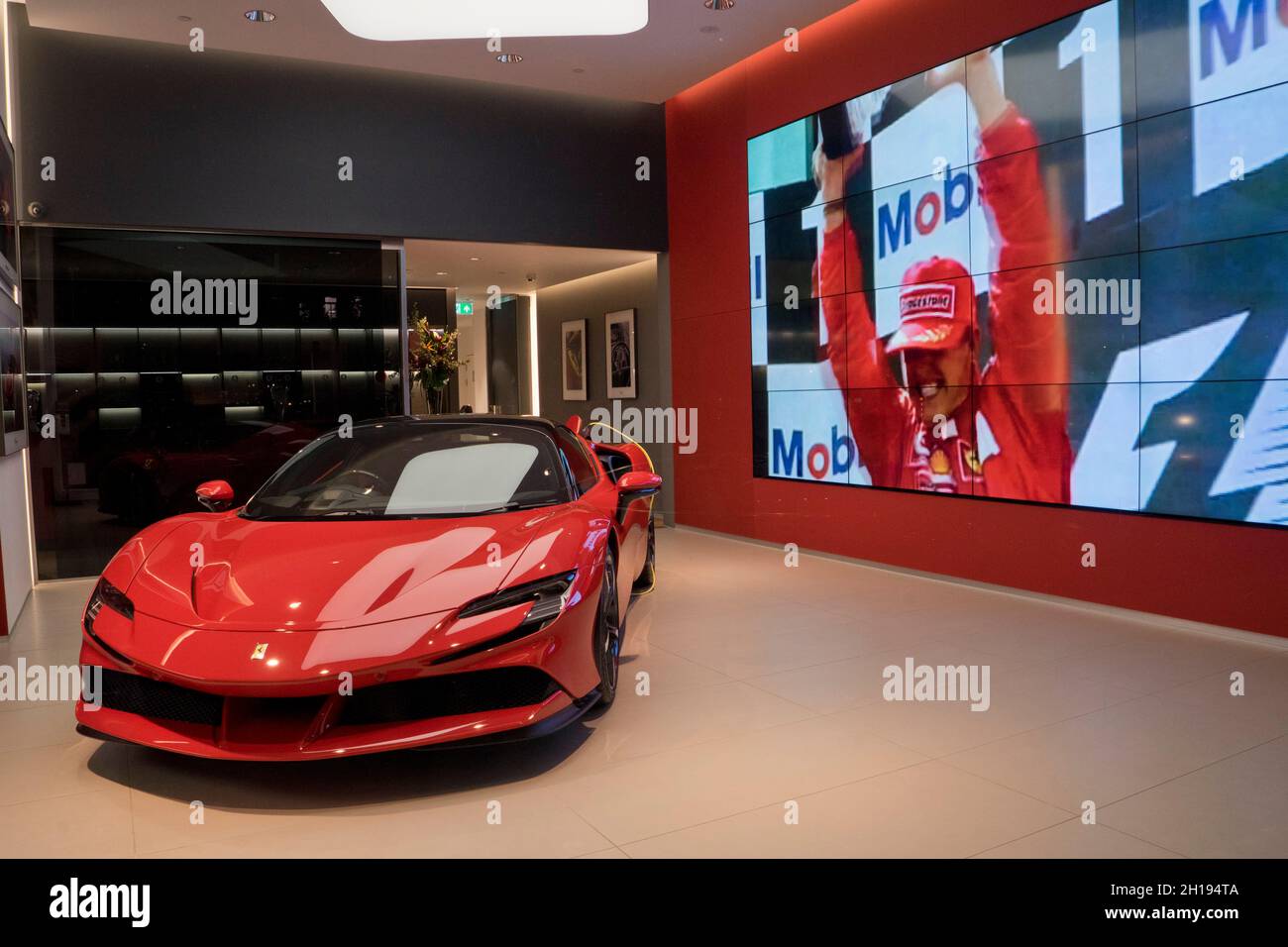 Ferrari luxury cars showroom in Mayfair,London,England,UK Stock Photo ...
