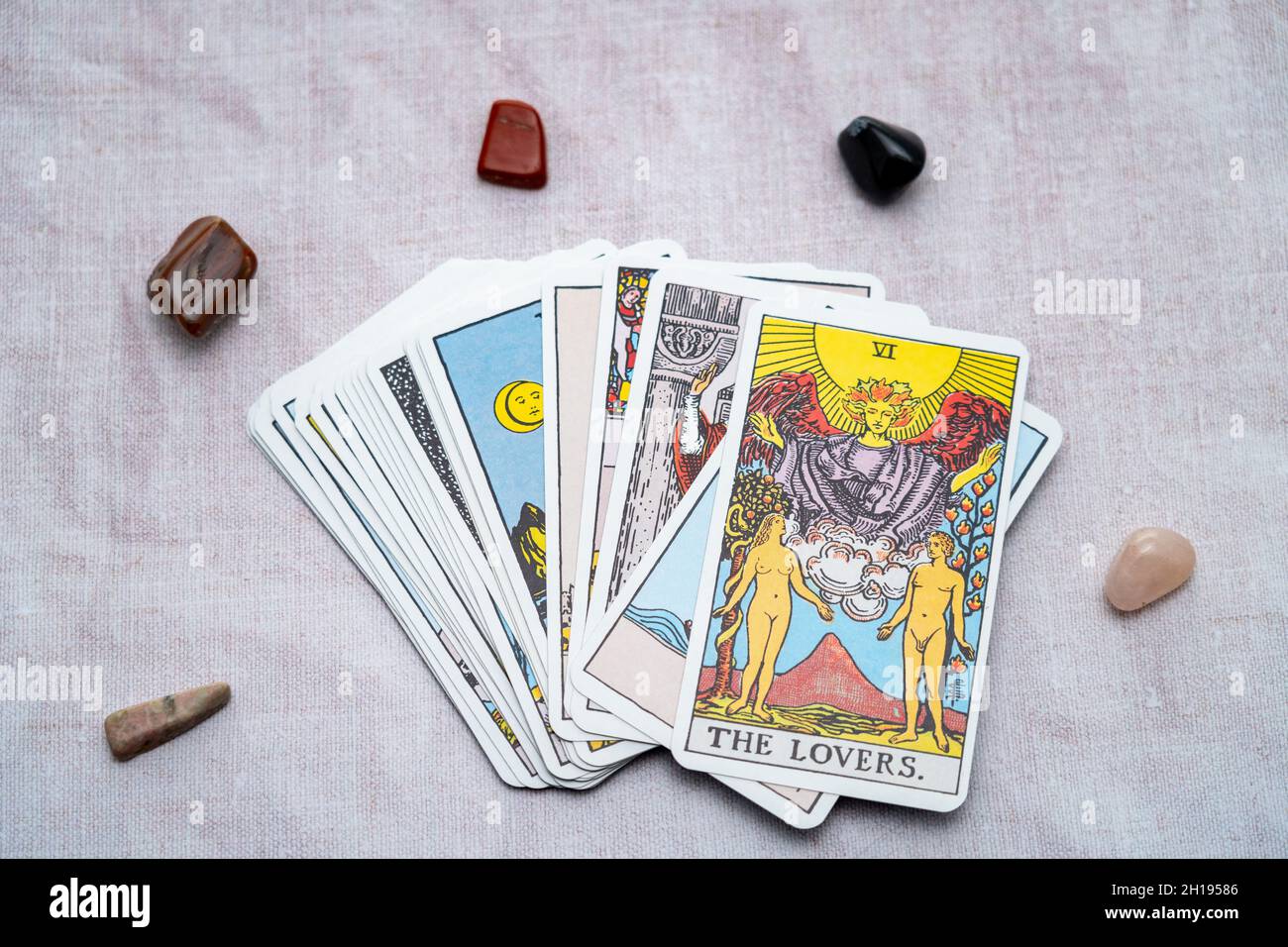 Spread out cards hi-res stock photography and images - Alamy