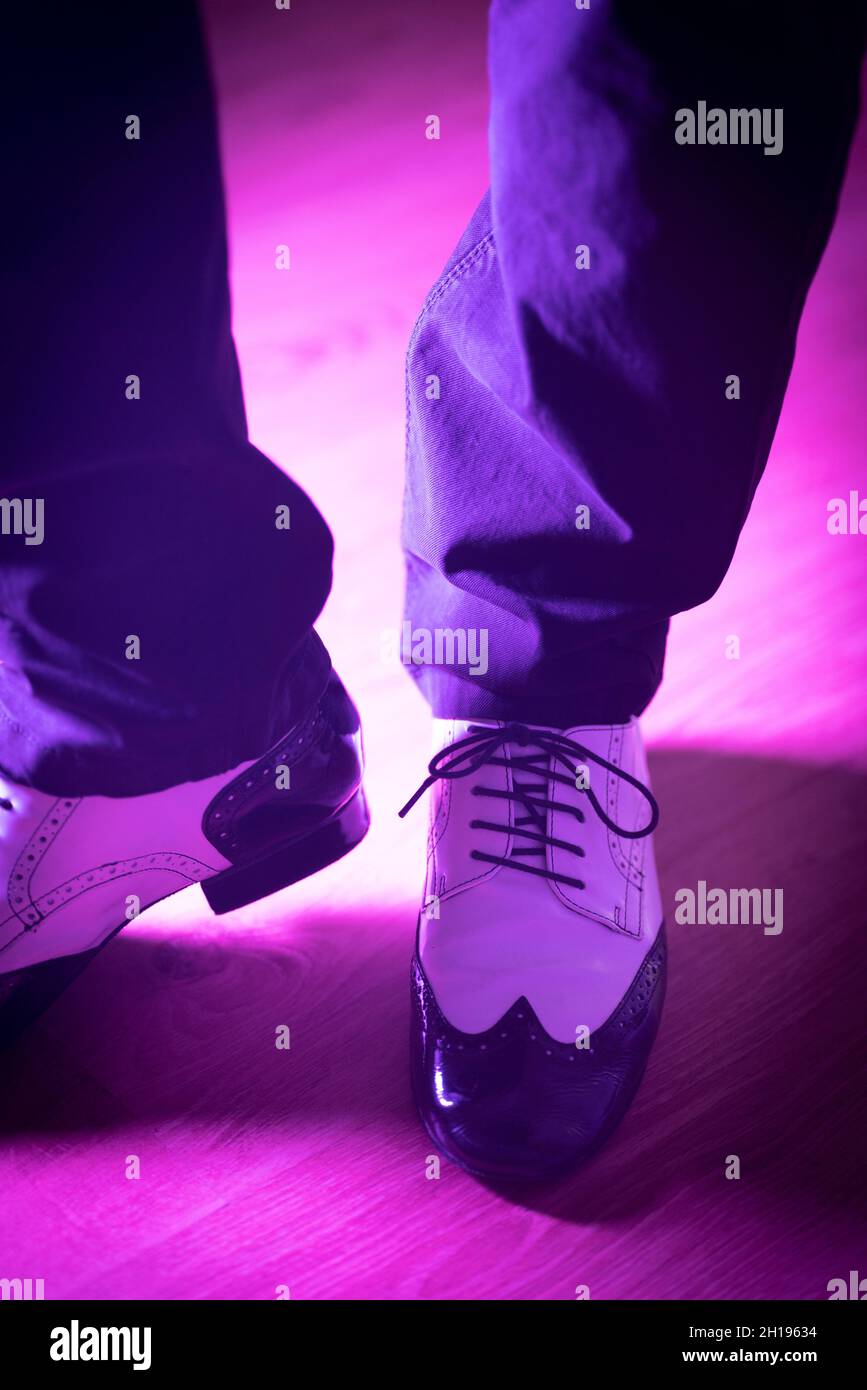 Jazz dancer legs hi-res stock photography and images - Alamy