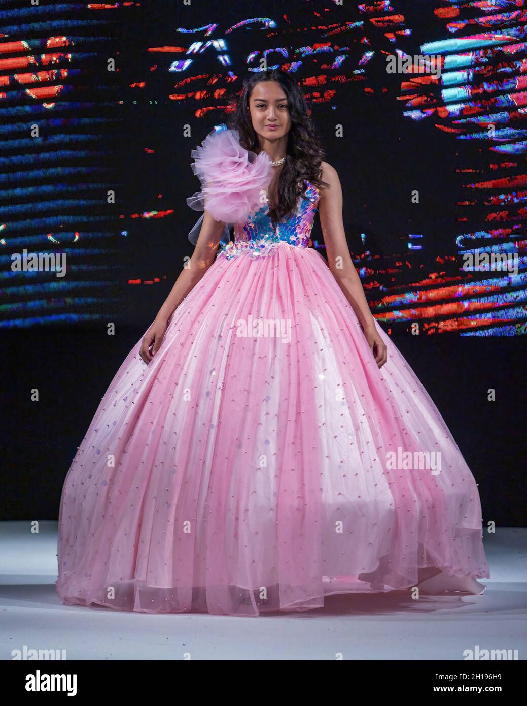 Korn taylor hi-res stock photography and images - Alamy